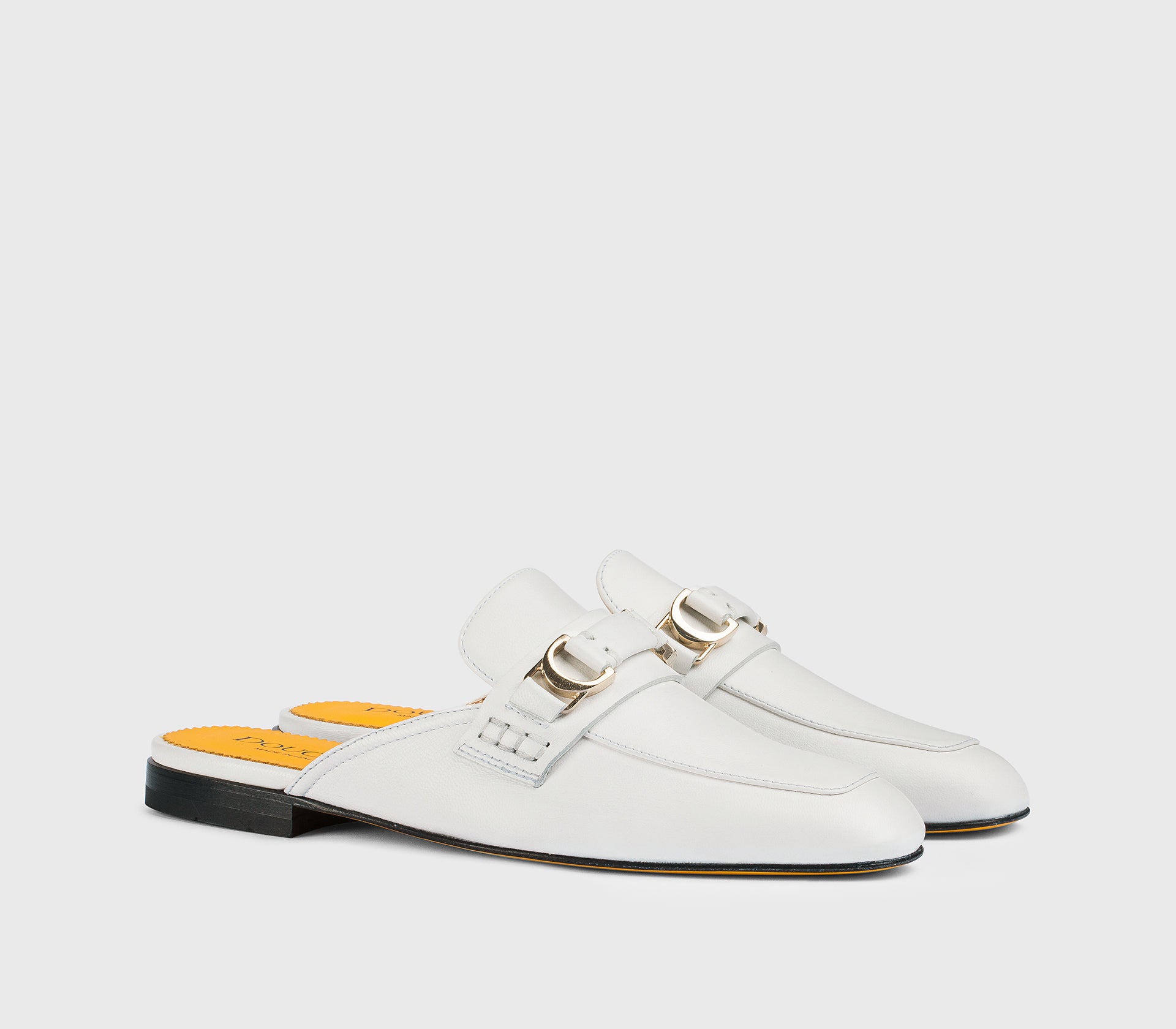 Women’s leather mule with horsebit | white - Doucal’s